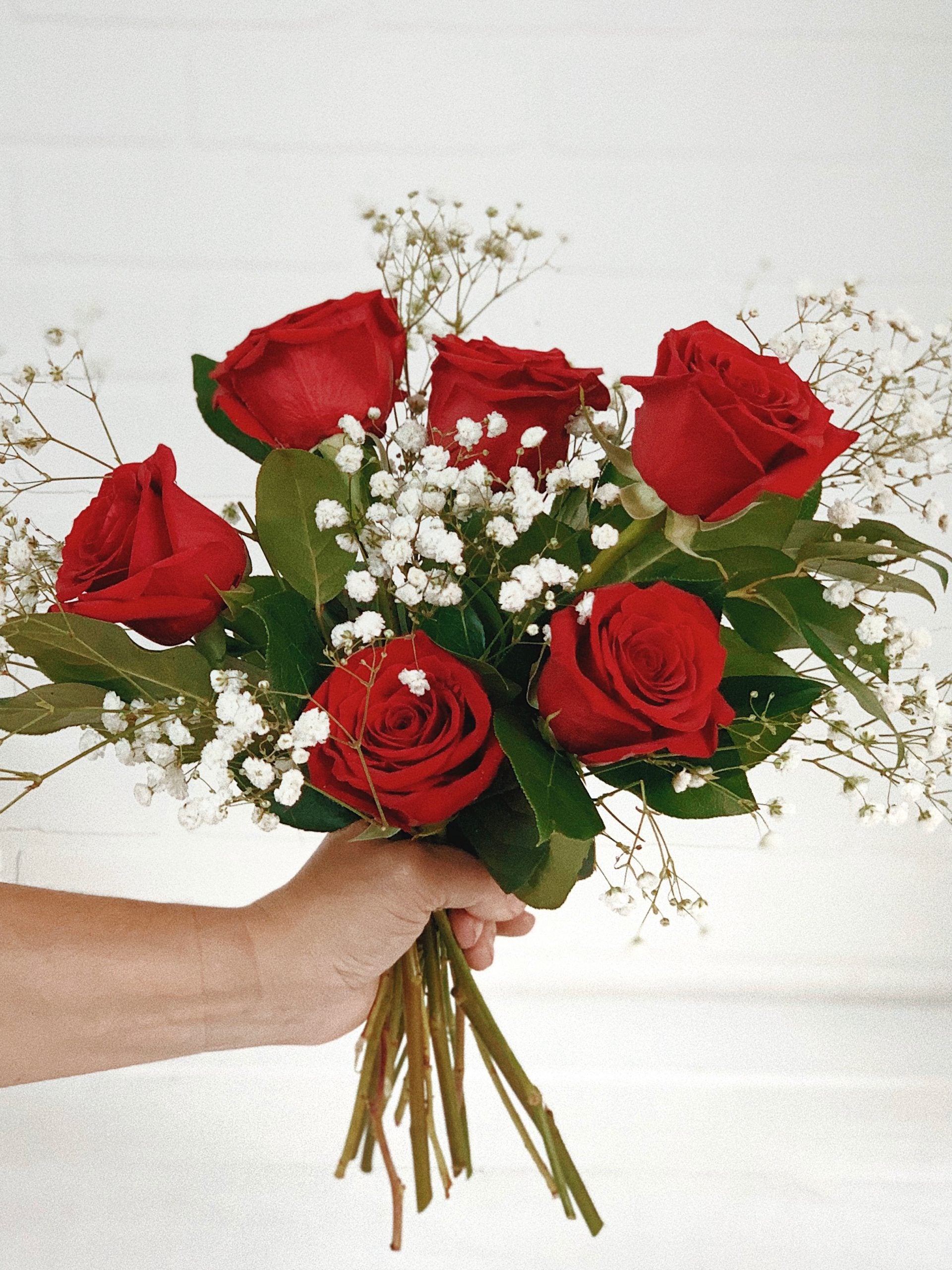 Bouquet of 6 roses – Il était une fleur